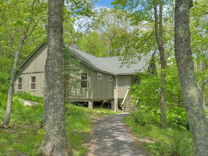 Virginia Blueberry Ridge Mountain Homes | Mountain Lake Lodge